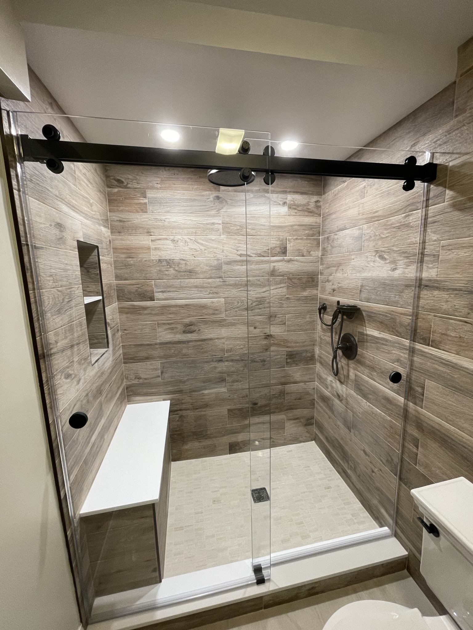 Custom Sliding Shower Doors and Tub Enclosures